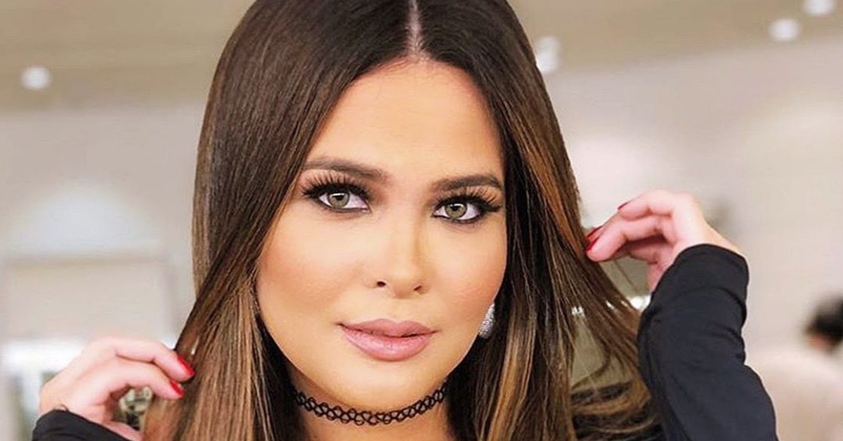 Geisy Arruda posta foto amarrada e reclama após perder 7 mil seguidores